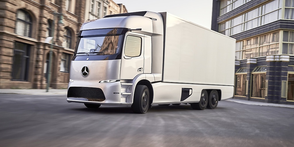 Electric Trucks 2018-03-04 And Electric Snowmobile from Canada ...