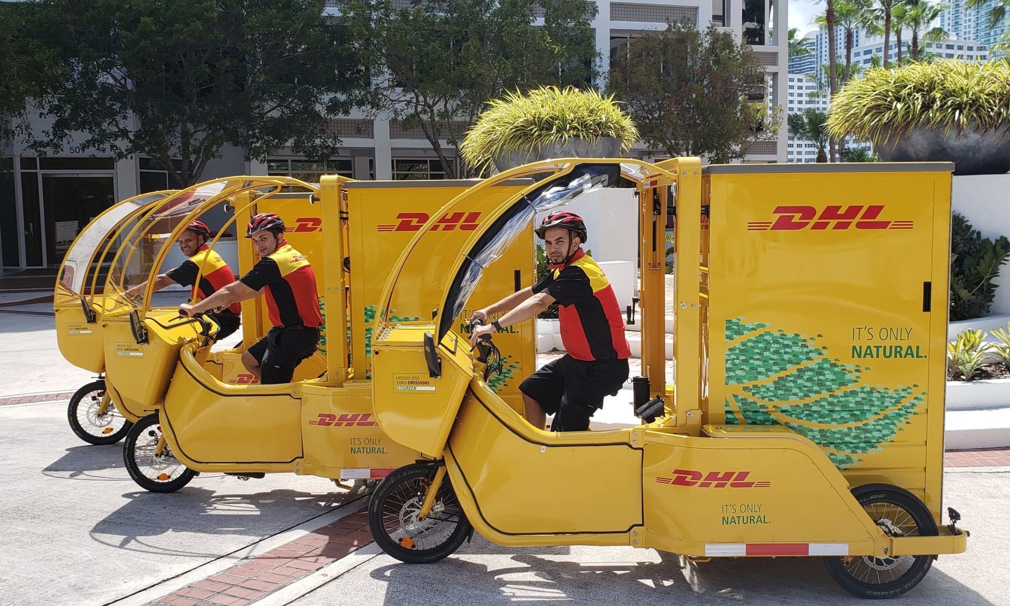 Miami pilots e-cargo bikes to reduce congestion, pollution - Canadian ...